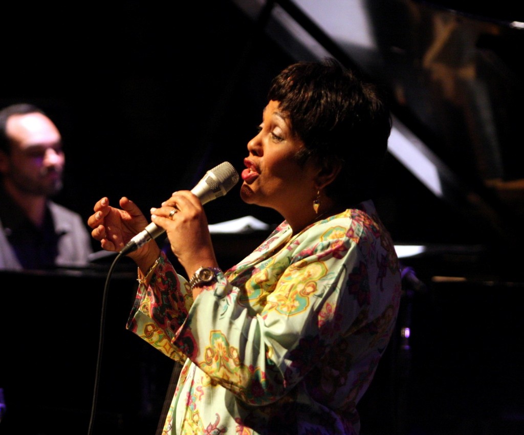 Rosa Passos: «Hay que integrarse sin perder las raices» | Argentjazz
